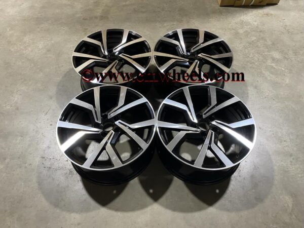 18″ VW Clubsport Style Wheels – Gloss Black Machined – CMWheels