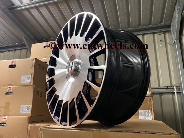 19″ Maybach Style Wheels – Gloss Black / Machined Face – CMWheels