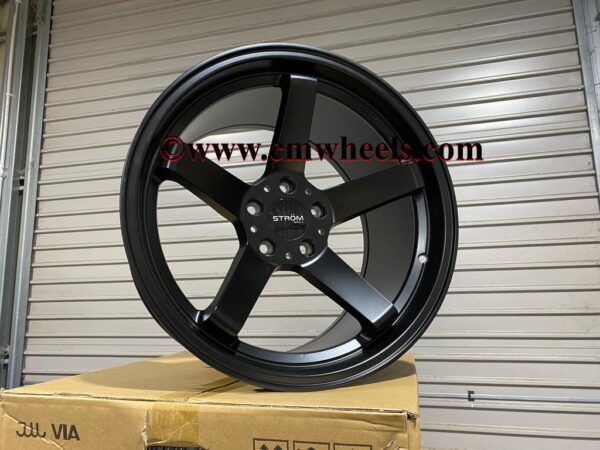 18″ Strom DS-35 Wheels – Satin Black – CMWheels