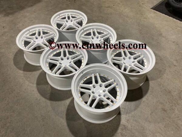 18″ Strom DS-05 Wheels – Gloss White – CMWheels