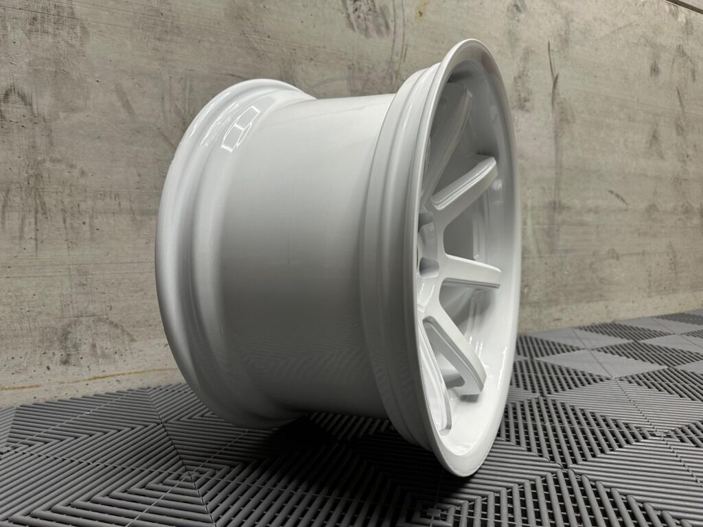 18″ Strom DS-15 Wheels – Gloss White – CMWheels